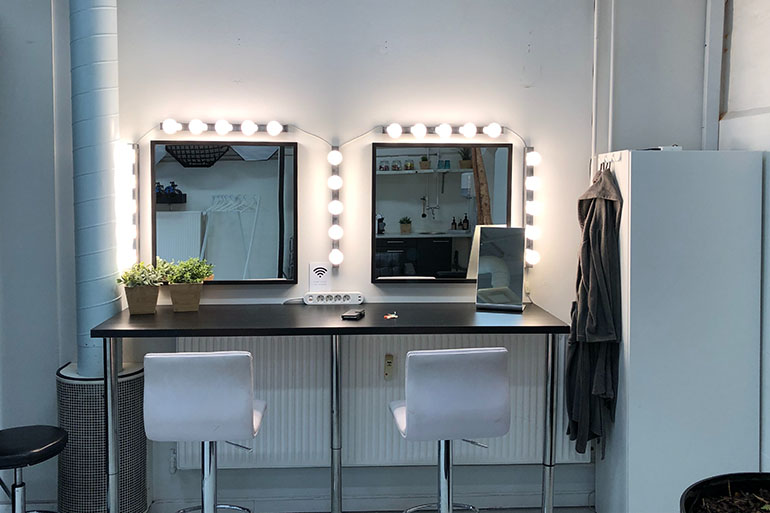 27 Secrets To Improve Your Makeup Room 27 Secrets To Improve Your Makeup Room